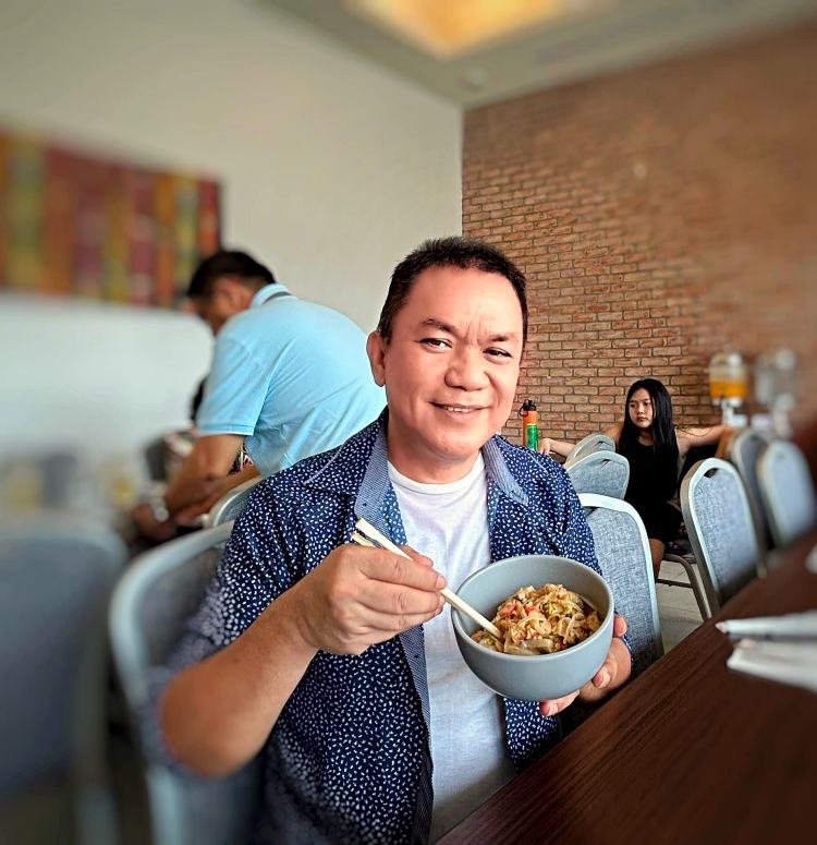 Great Bowl of Asia at Park Inn by Radisson: Crafting Culinary Masterpieces